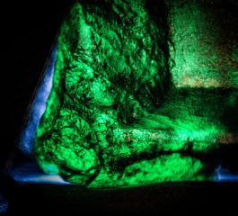 The Most Expensive Rough Emerald in the World : Inkalamu - Naina.co