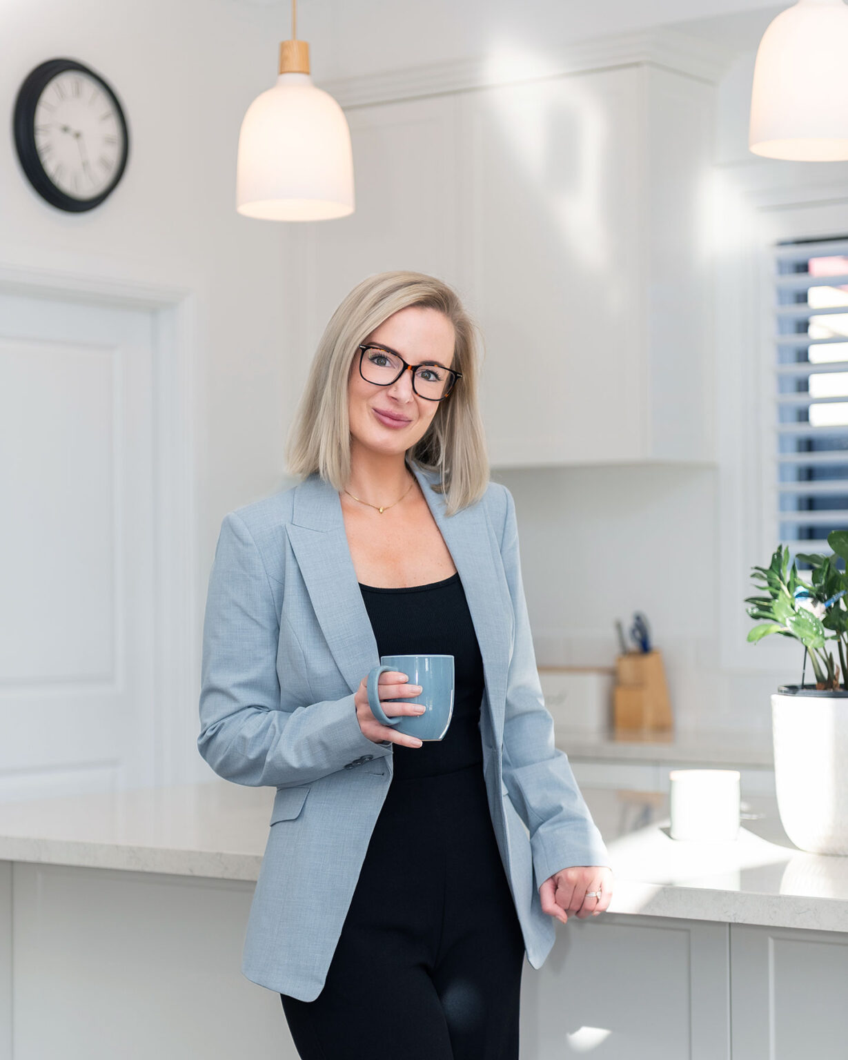 Lyndsay Hailstone, Real Estate Sales Consultant, Professional Portraits ...
