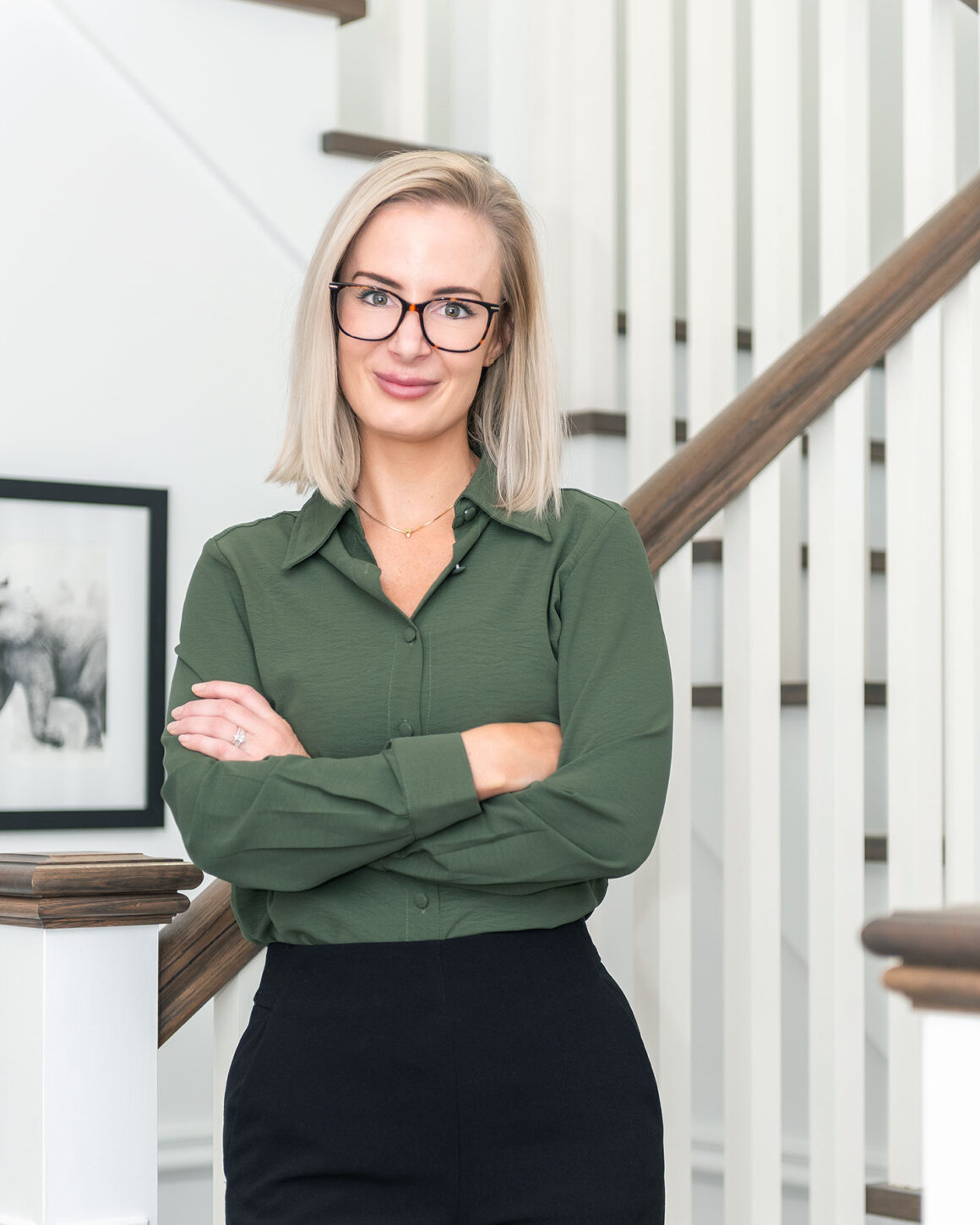 Lyndsay Hailstone, Real Estate Sales Consultant, Professional Portraits ...